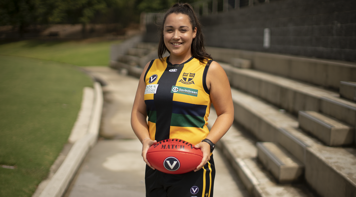 Saints hold off Blues, Wellers turn it around - VAFA